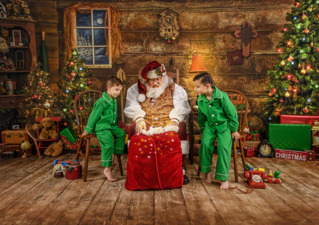 Magical Santa Experience - Natalie Roberson Photography